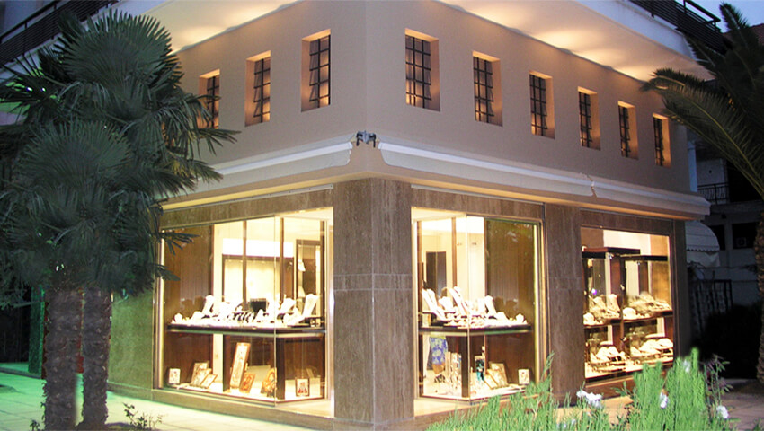 ΑΝΤΩΝΑΚΗΣ – ΙΕΡΙΣΣΟΣ – Orodisplay.gr